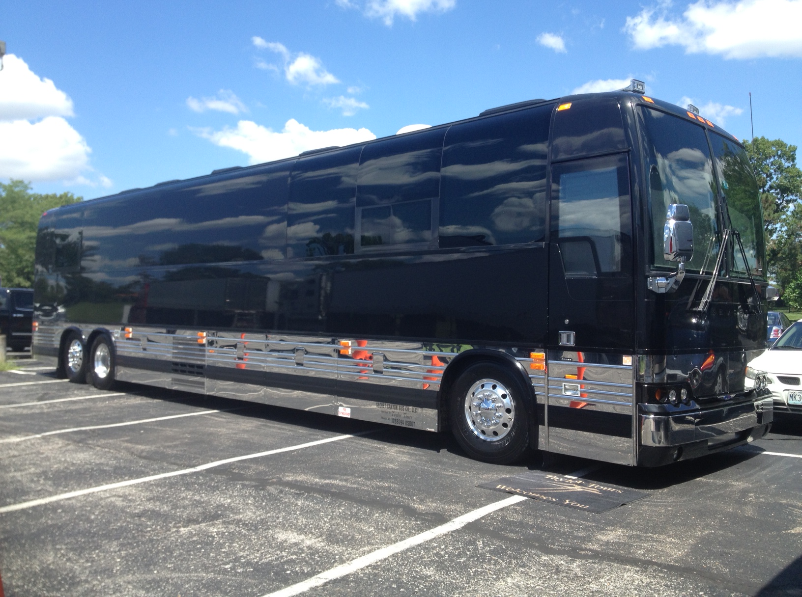 Mod The Sims - Tour Bus Vehicle?